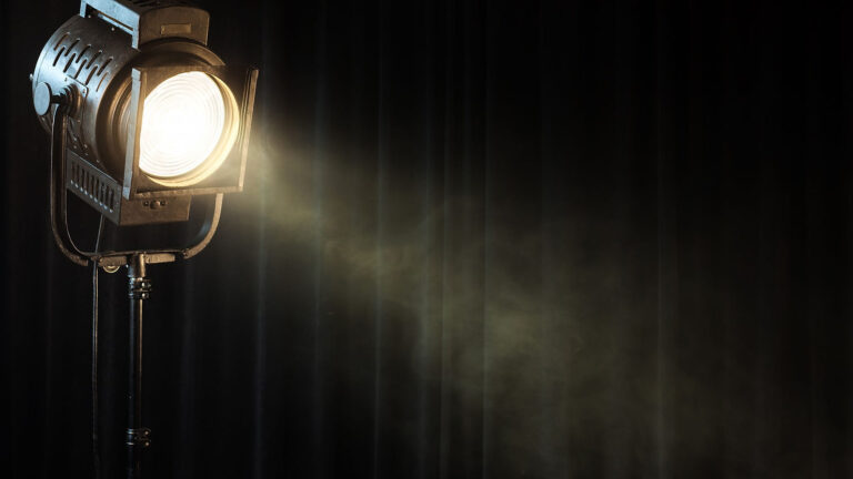 What is Three-Point Lighting? 5 Tips for Setting Up Three-Point ...